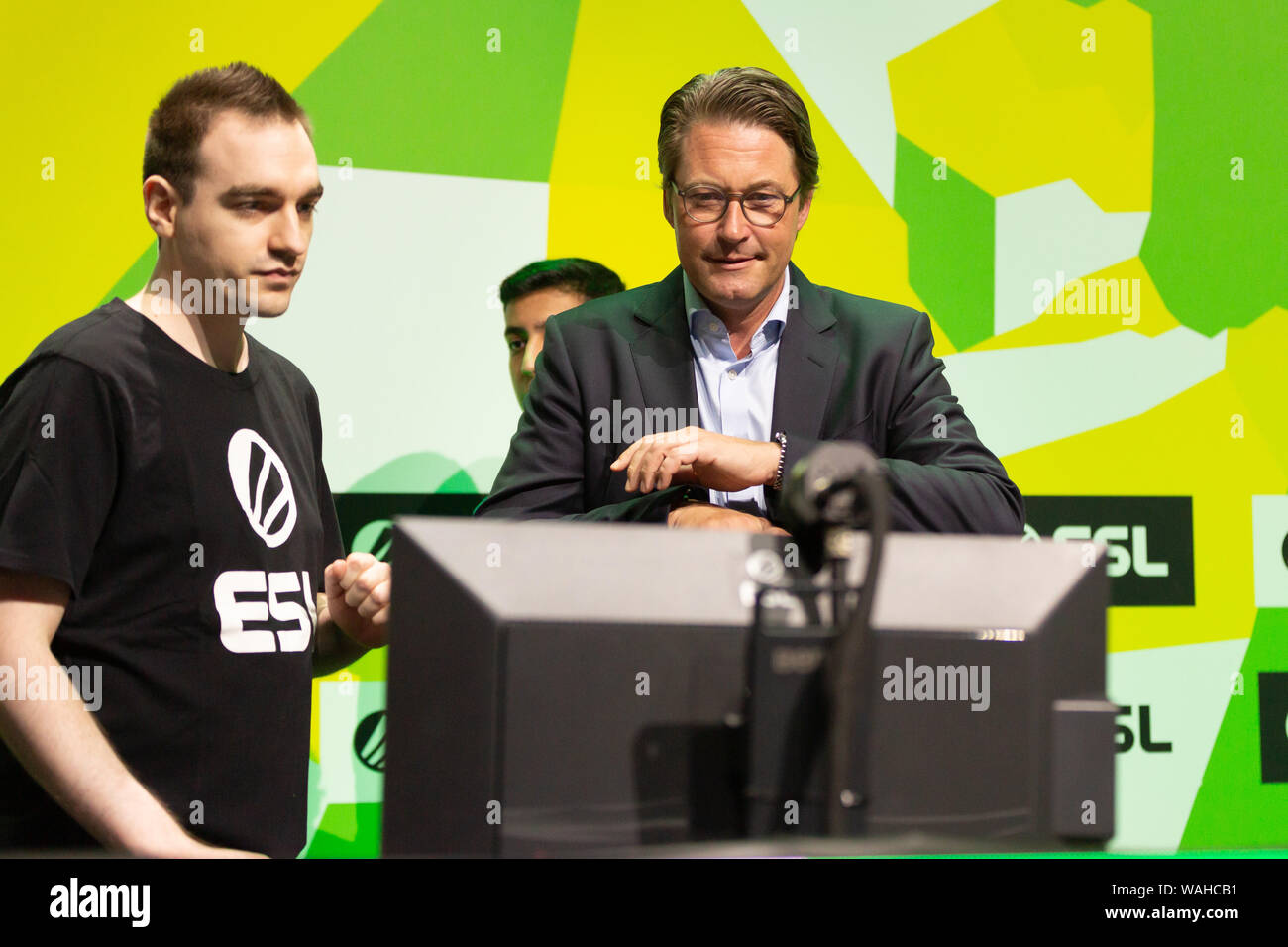 Fairground facial expressions hi-res stock photography and images - Alamy