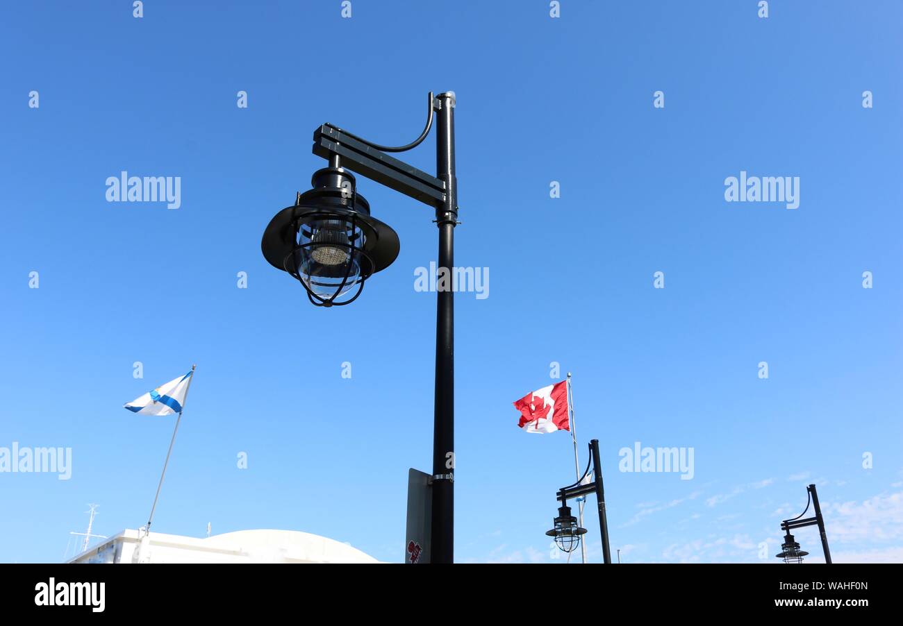 Old lamp posts hi-res stock photography and images - Alamy