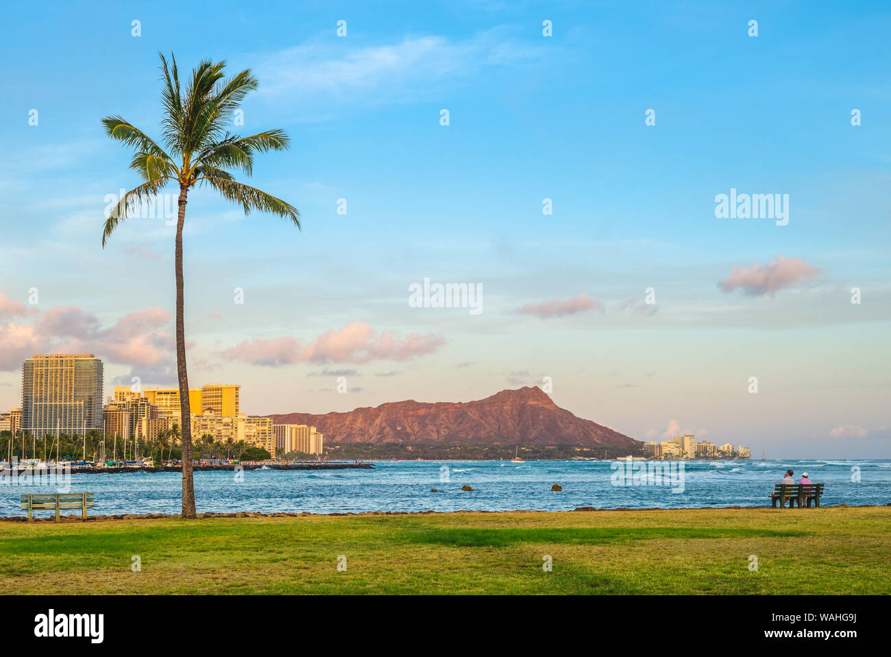 cityscape of honolulu in oahu island, hawaii, us Stock Photo - Alamy