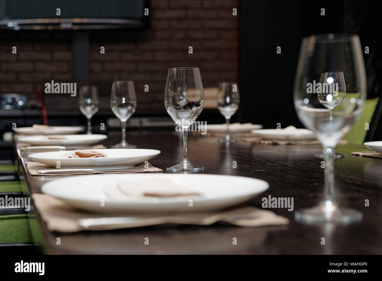 Table setting for official dinner Stock Photo - Alamy