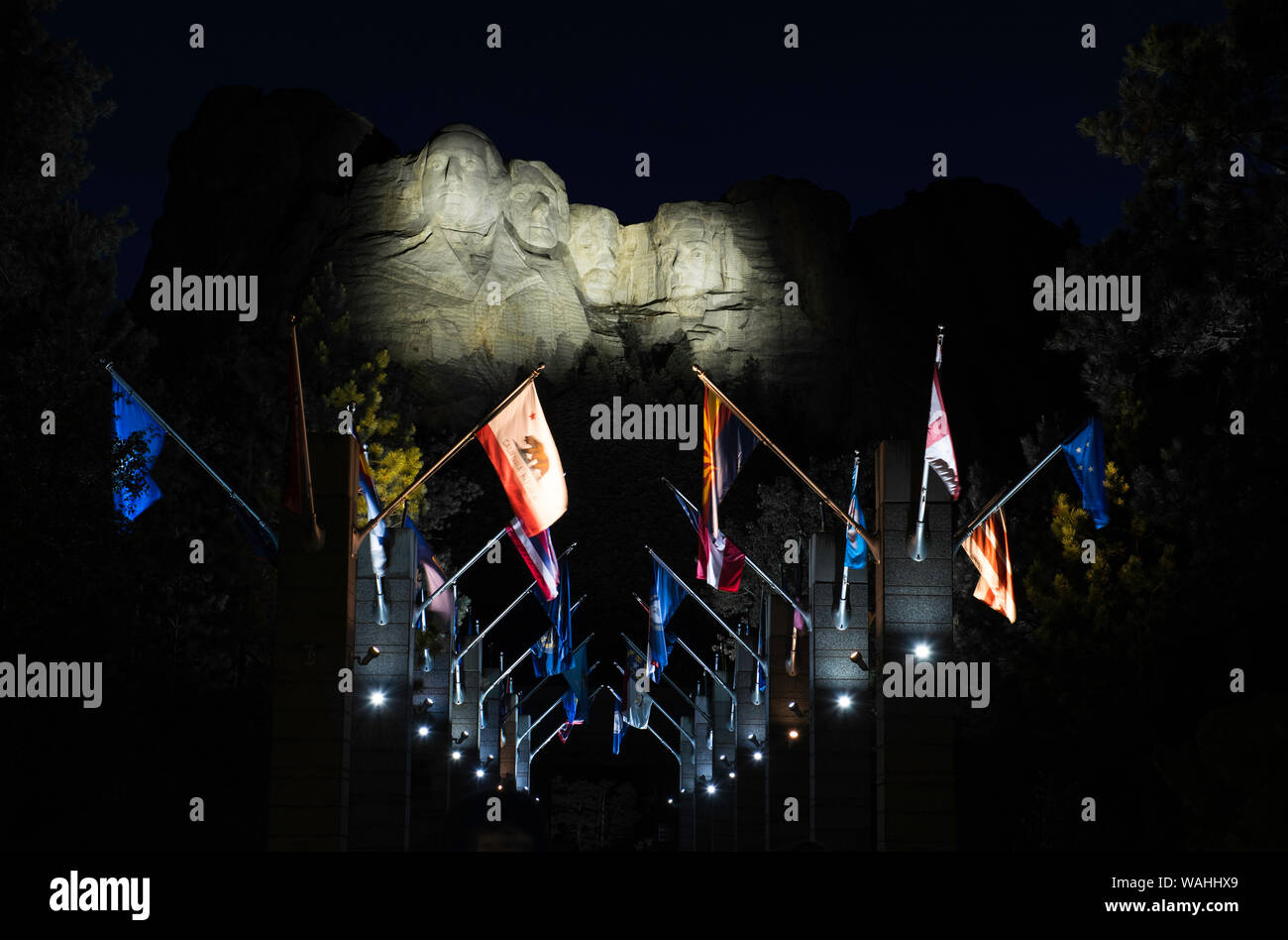 Mount Rushmore National Memorial, evening lighting ceremony, Avenue of ...