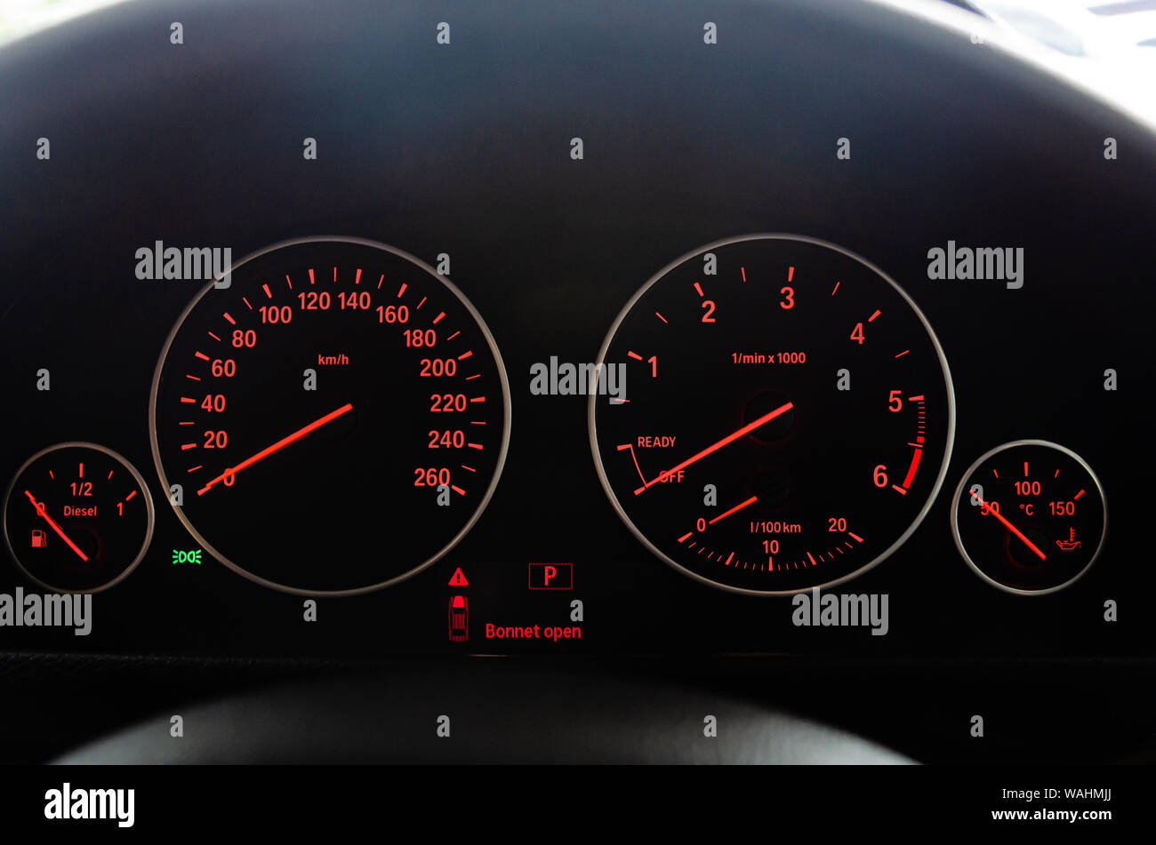 Car speedometer miles hi-res stock photography and images - Alamy