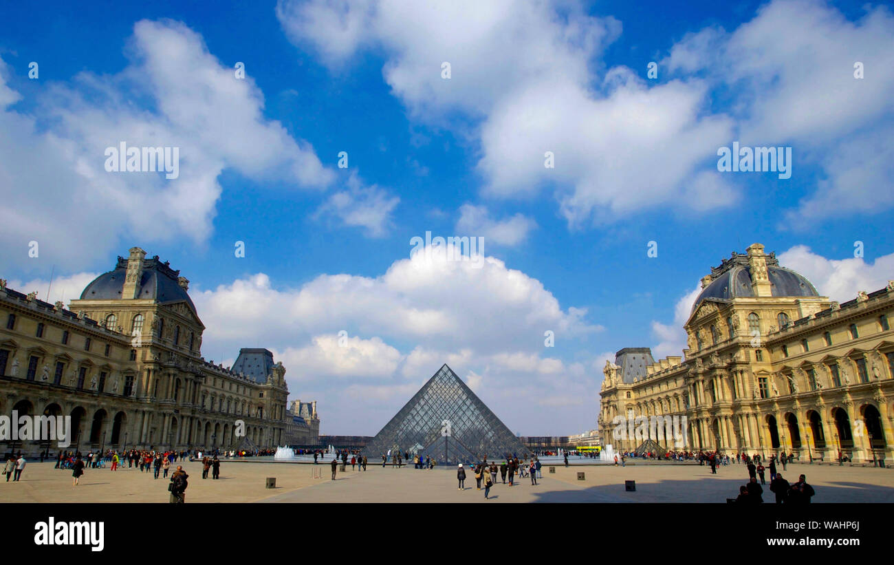 Louvre background hi-res stock photography and images - Alamy