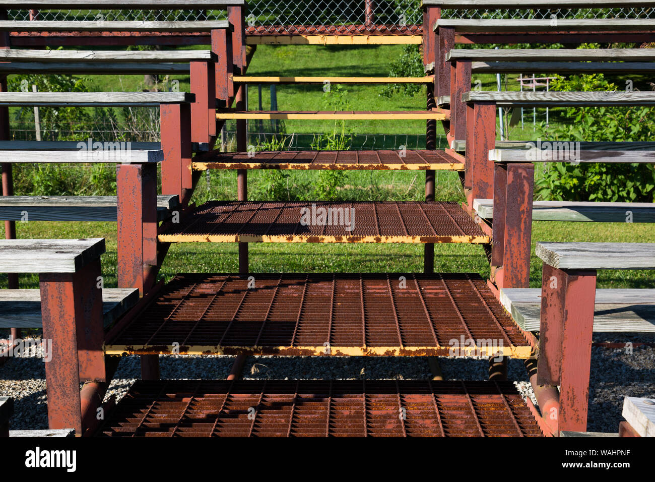 Bleacher seating hi-res stock photography and images - Alamy