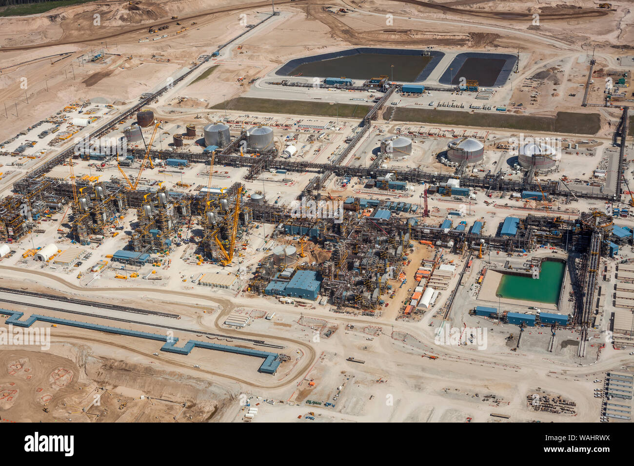 Kearl oil sands project hi-res stock photography and images - Alamy