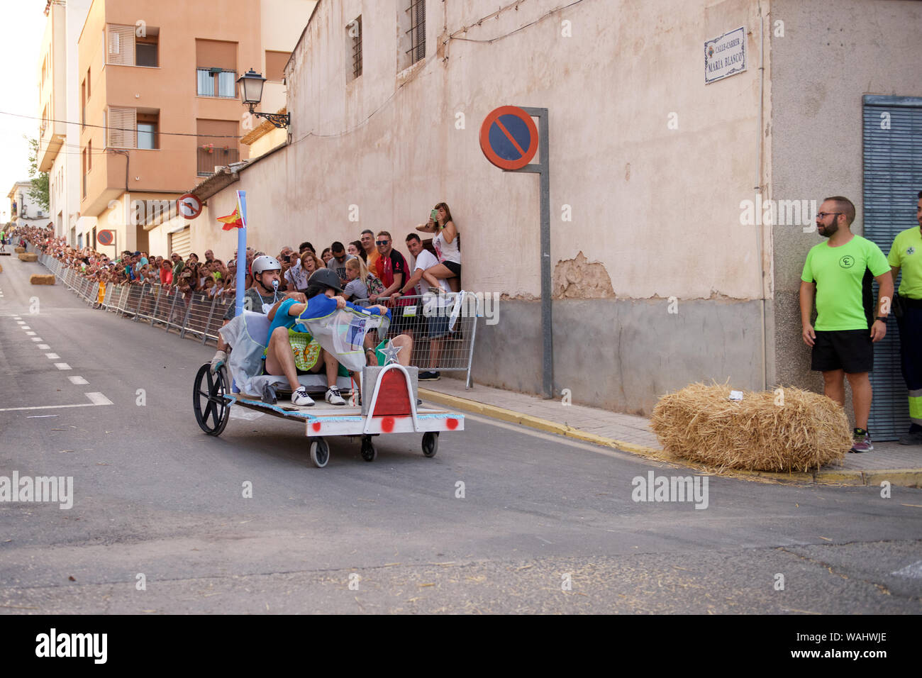 Box cart hi-res stock photography and images - Alamy