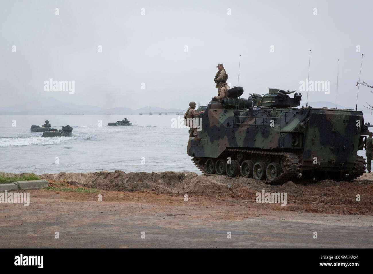 U.S. Marines with 4th Assault Amphibian Battalion, a unit based out of ...
