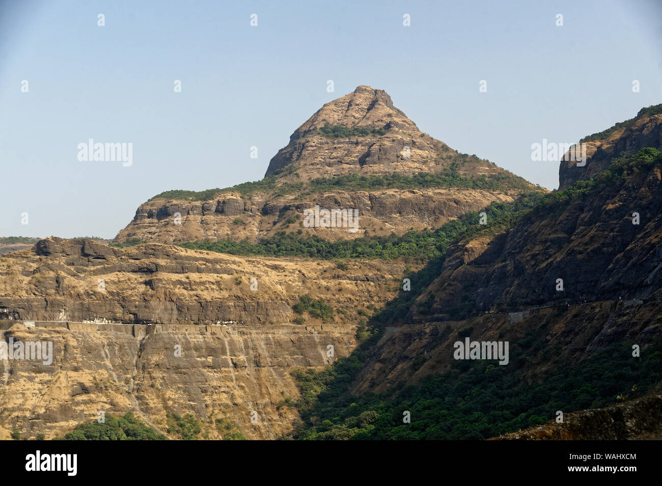 Ranges mountain hi-res stock photography and images - Alamy
