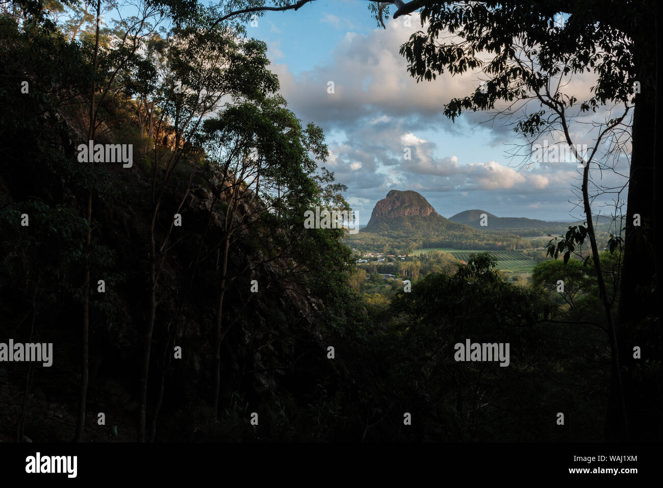 Mt tibrogargan hi-res stock photography and images - Alamy