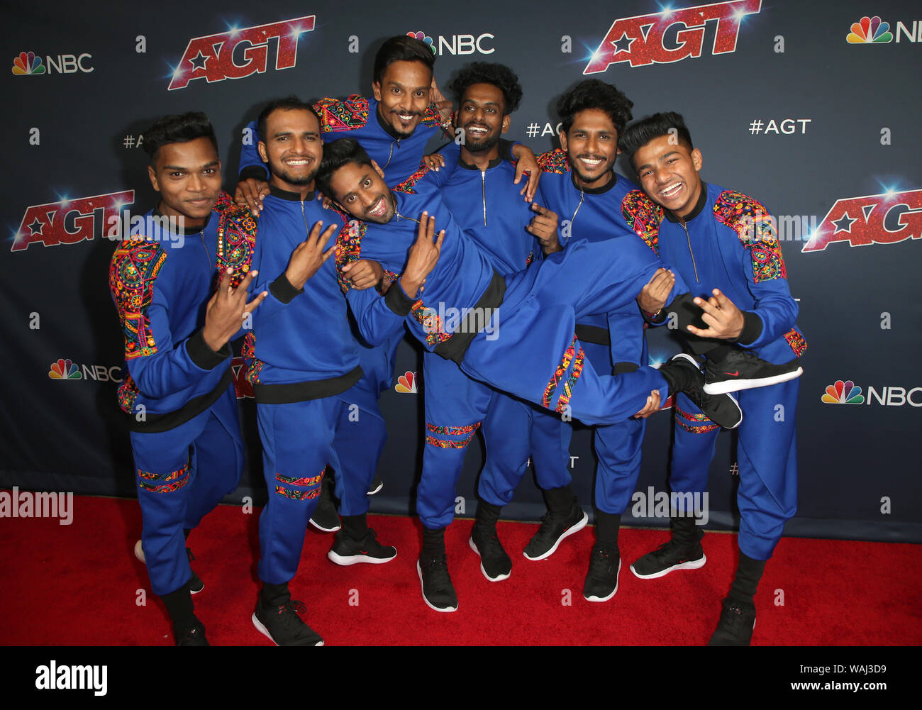 V unbeatable hi-res stock photography and images - Alamy