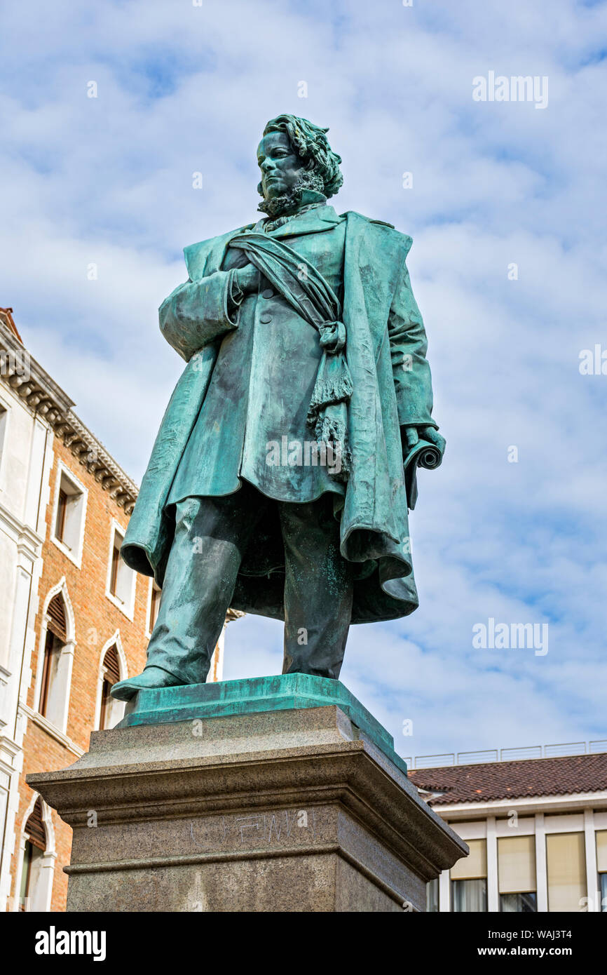 Statue of Danieli Manin, Italian political leader, Campo Manin square ...
