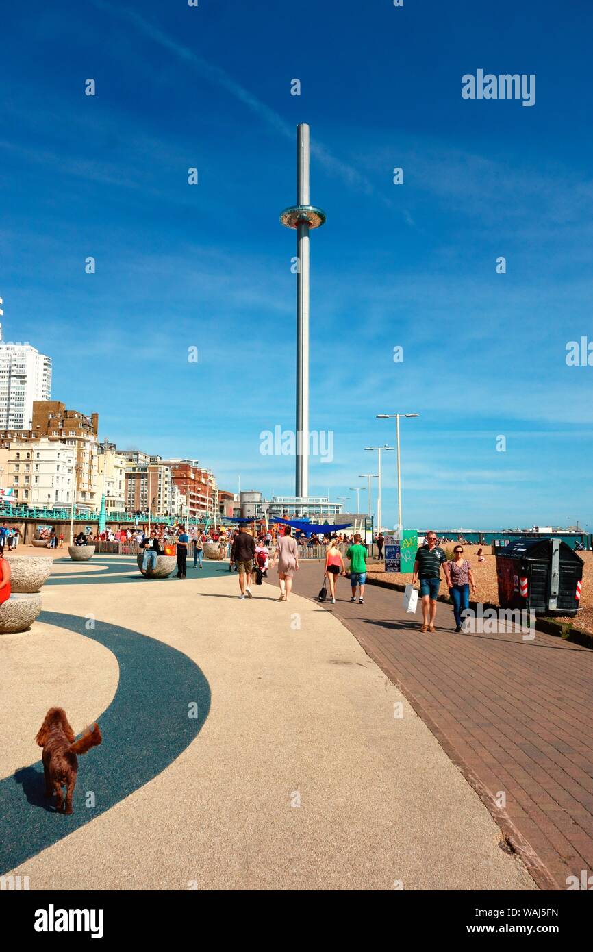 Seafront tourist attraction hi-res stock photography and images - Alamy