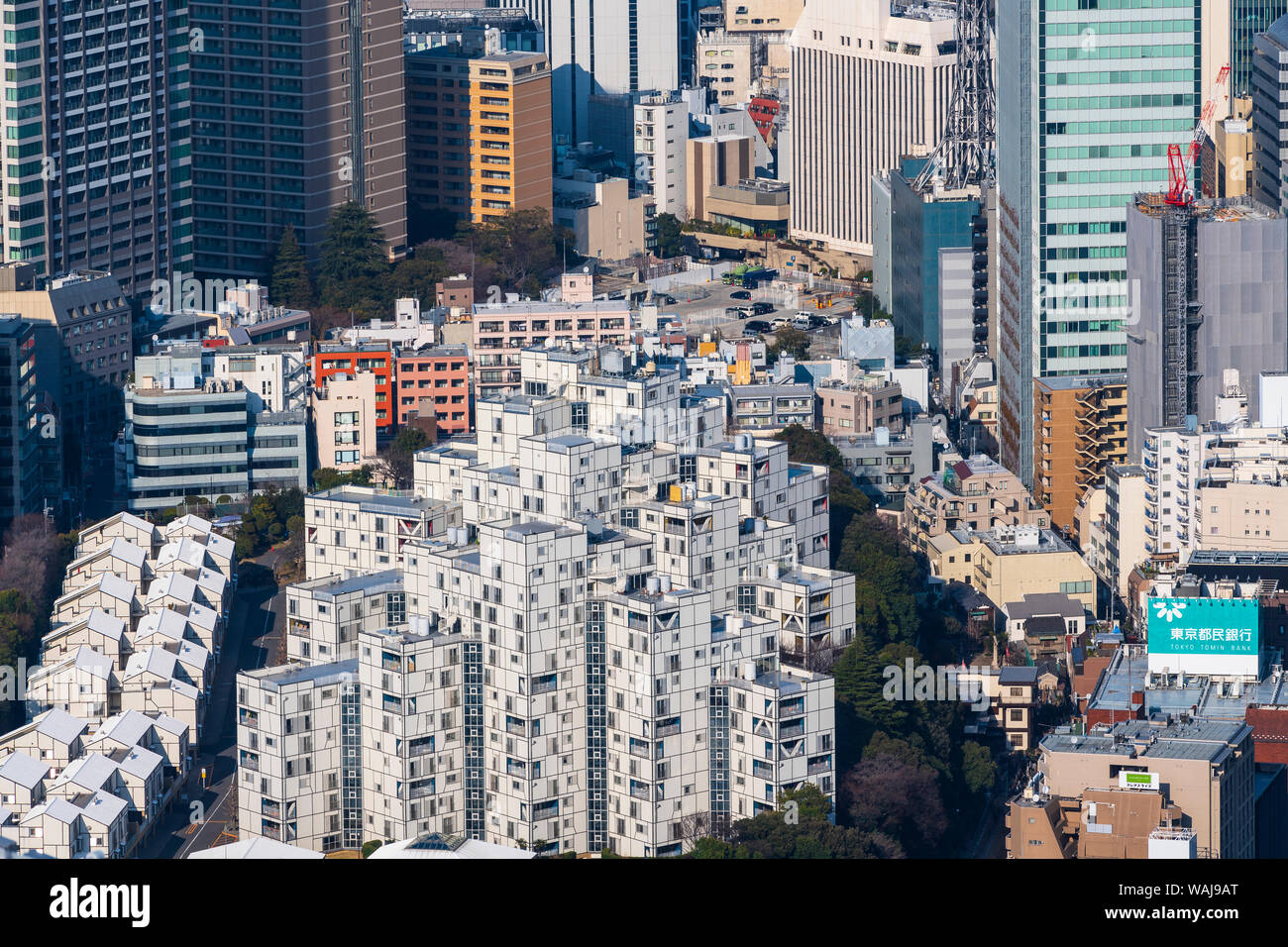 Special housing in Roppongi, amidst towering skyscrapers Stock Photo ...