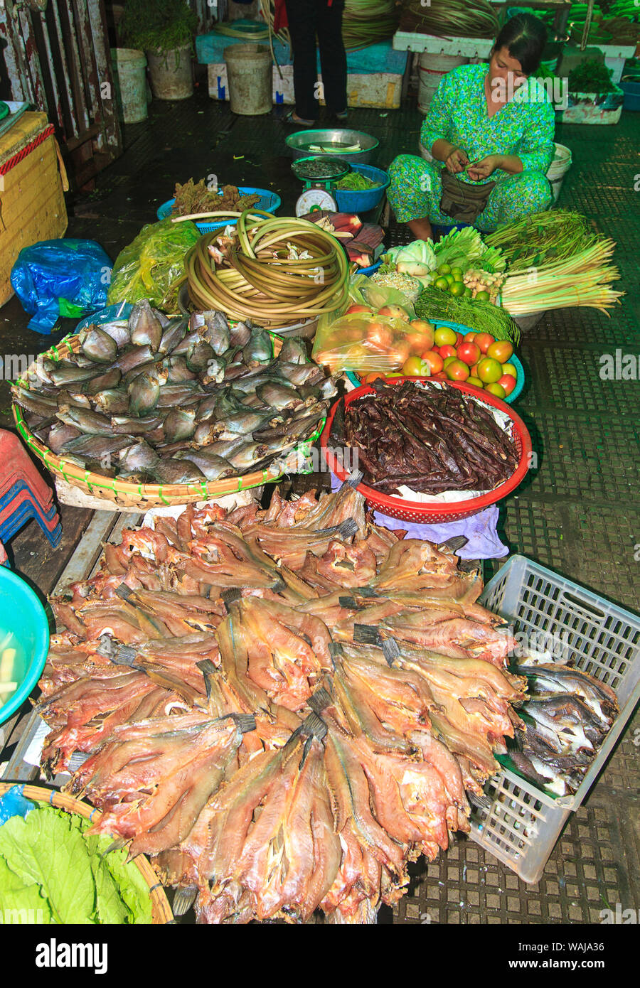 Phnom Penh, Cambodia. Dried fish and vegetables for sale at Central ...