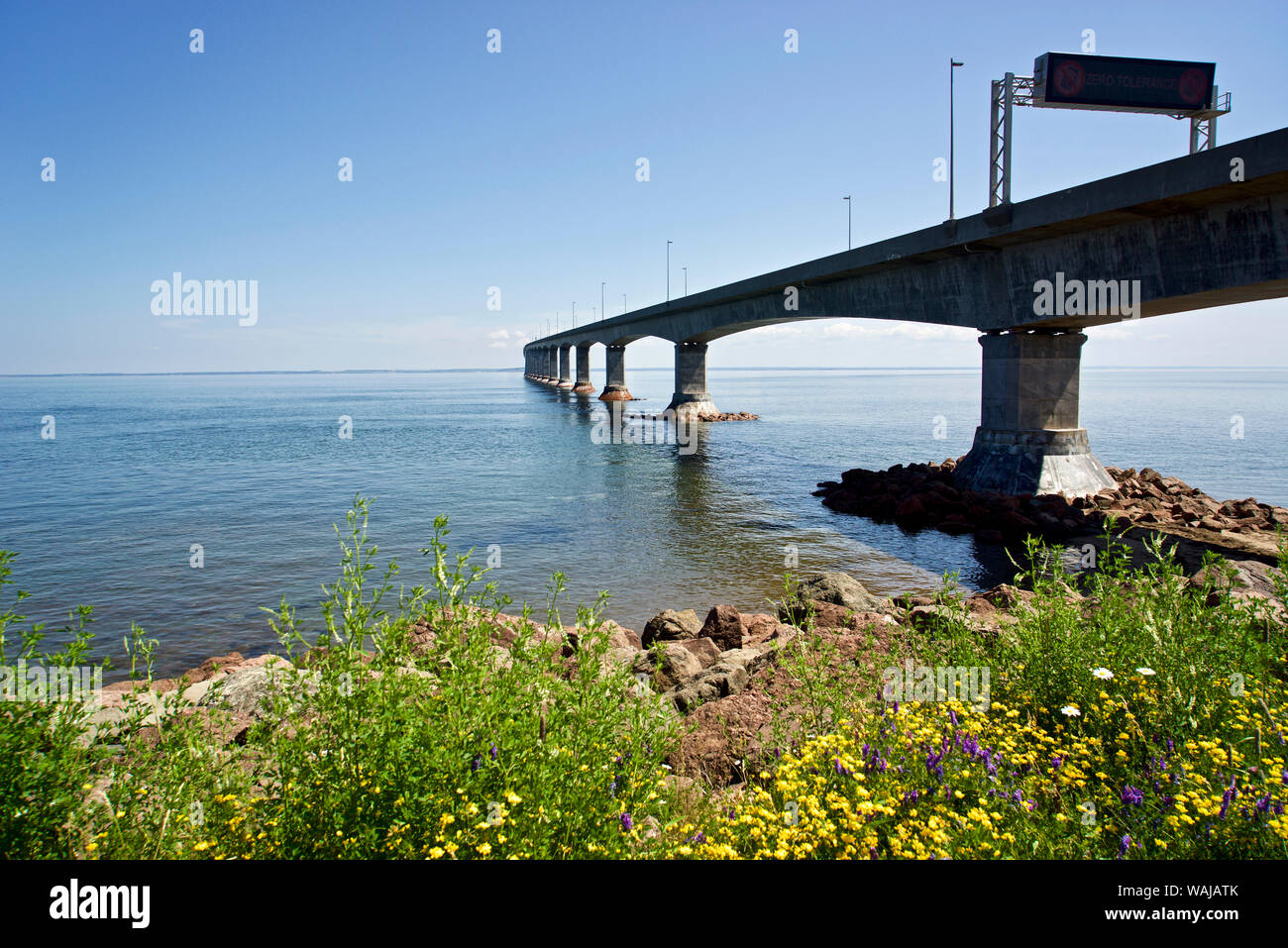 Confederation bridge hi-res stock photography and images - Alamy