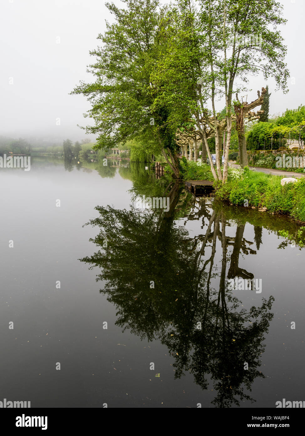 France, Cajarc. Lot river Stock Photo - Alamy