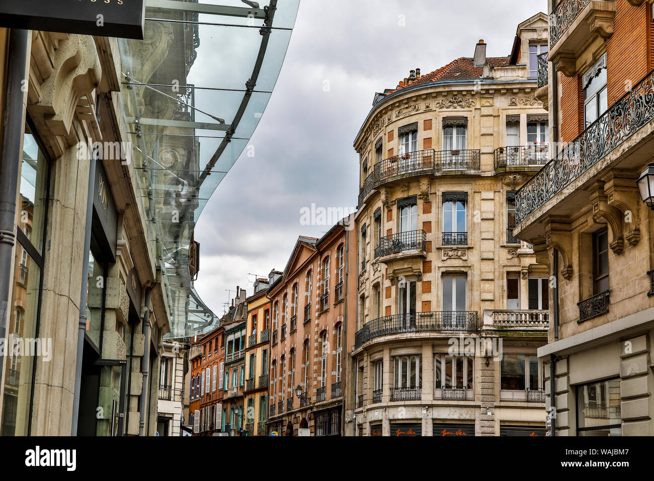 France, Toulouse. Buildings in the Old City Stock Photo - Alamy