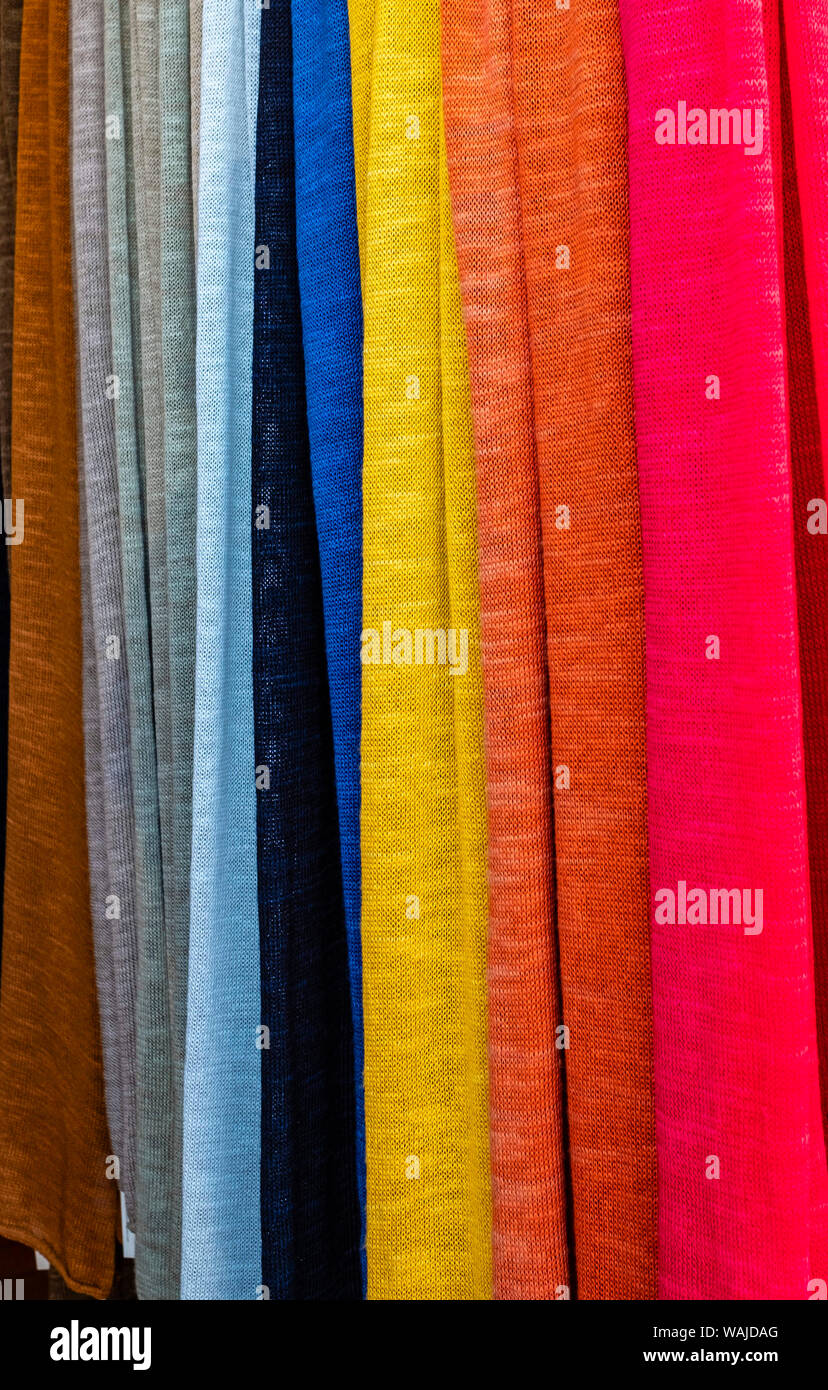 Multi colored fabric hi-res stock photography and images - Alamy