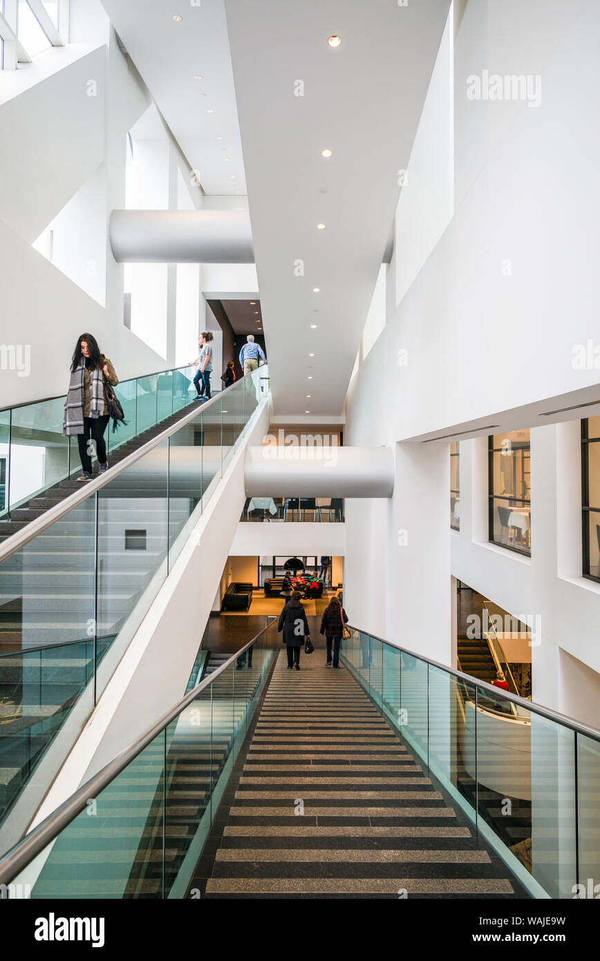 Canada, Quebec, Montreal. Musee des Beaux Arts stairs Stock Photo - Alamy