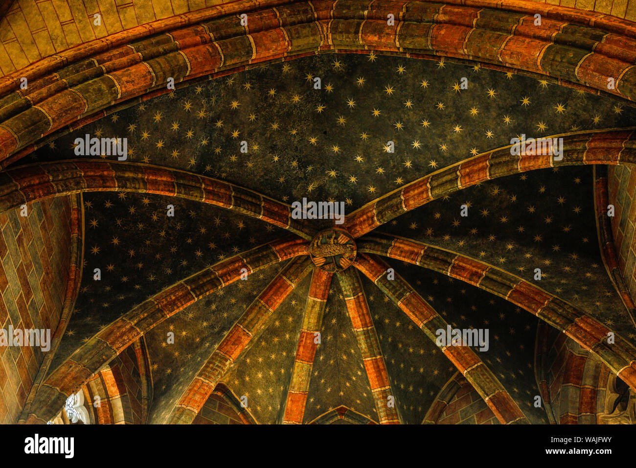 Vaulted side chapel hi-res stock photography and images - Alamy