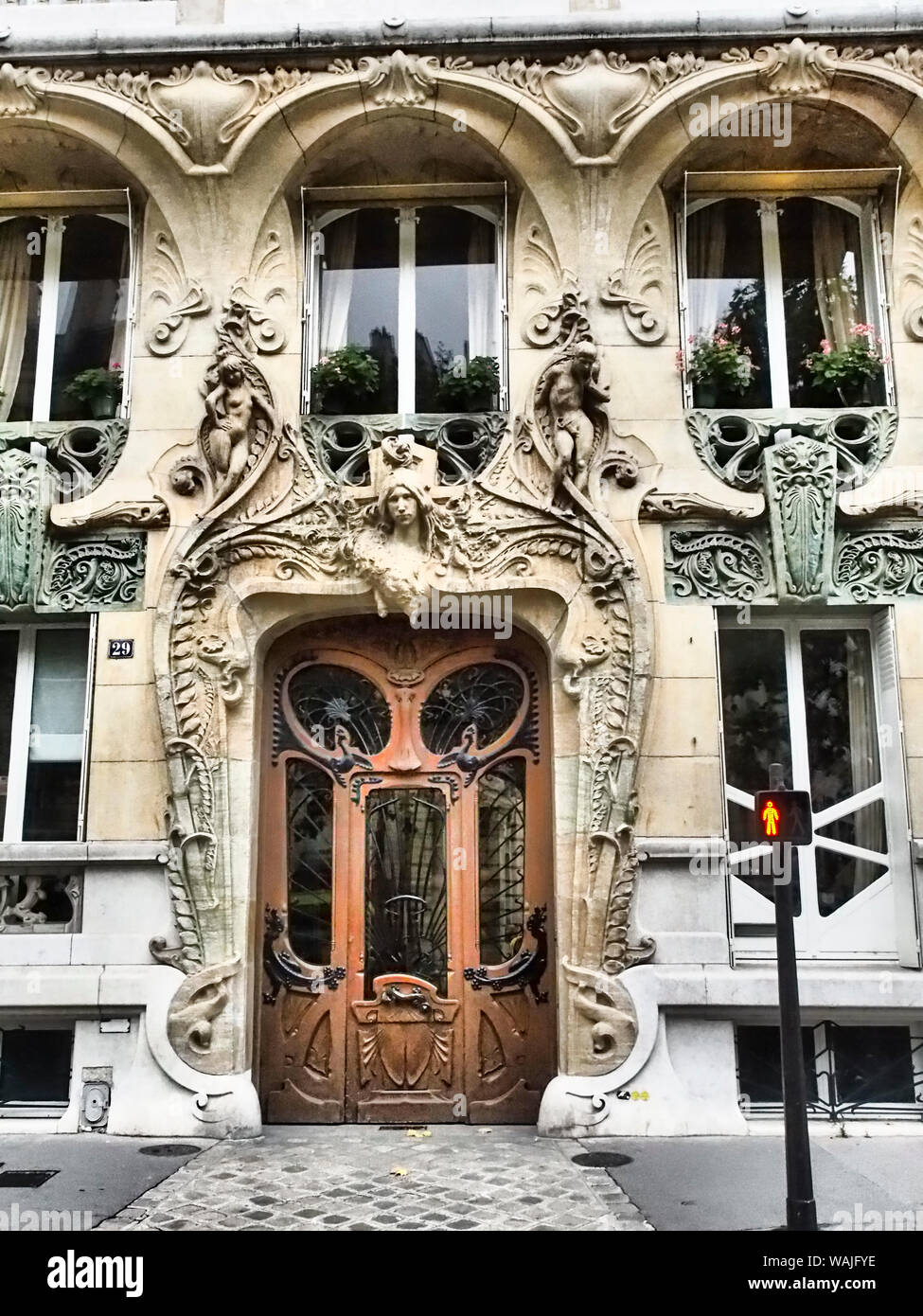 Rapp paris hi-res stock photography and images - Alamy