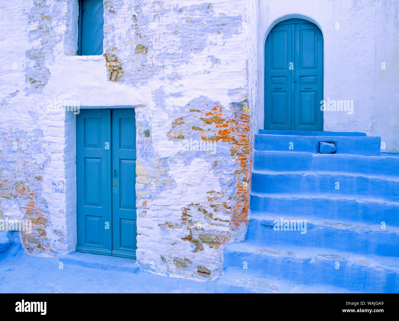 Blue entrance hi-res stock photography and images - Alamy