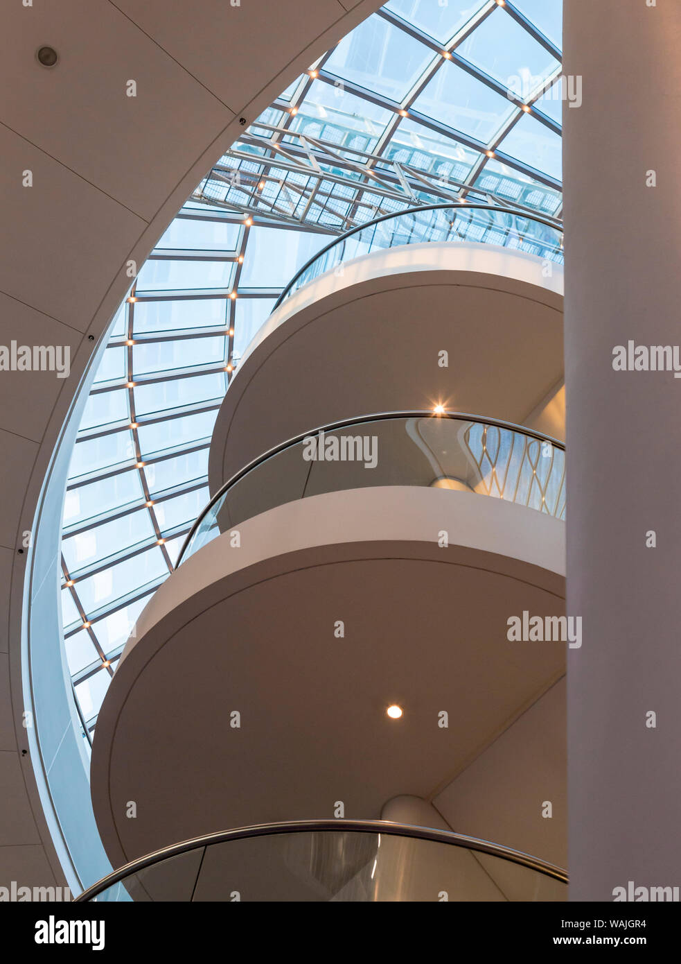 Glass gallery interior hi-res stock photography and images - Alamy