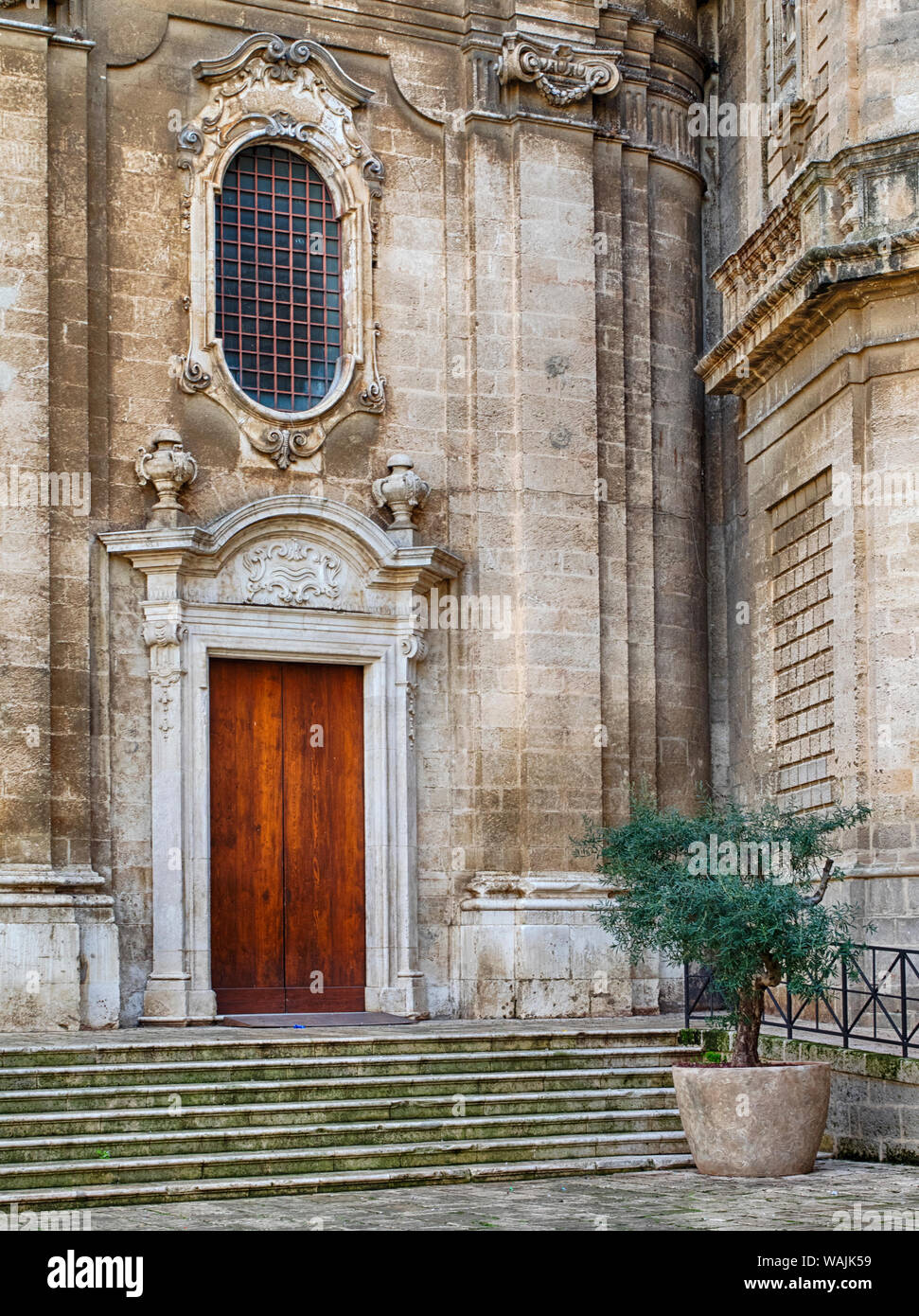 Cattedrale bari hi-res stock photography and images - Alamy