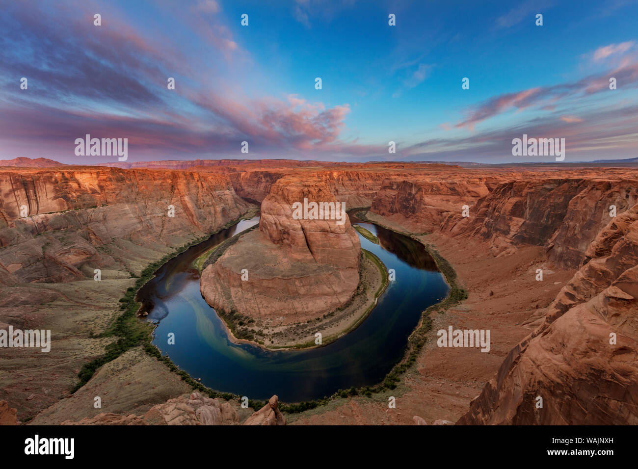 River curve hi-res stock photography and images - Alamy