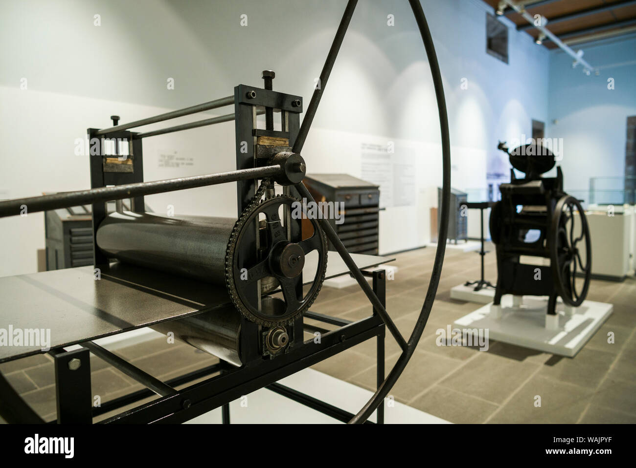 Antique printing press hi-res stock photography and images - Alamy