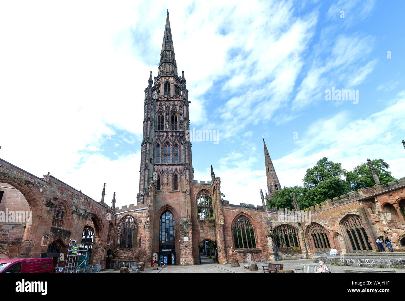 Coventry Cathedral Ruins Stock Photo - Alamy