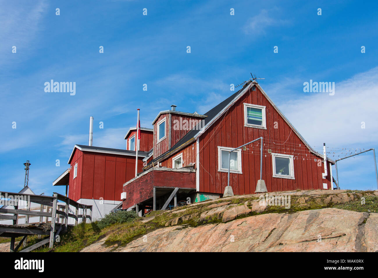 Bright red house with hi-res stock photography and images - Alamy