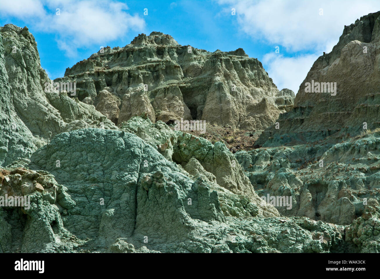 Clay hoodoo hi-res stock photography and images - Alamy
