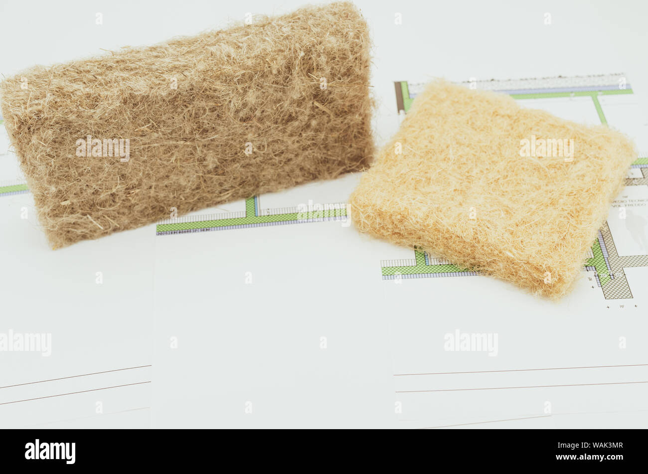 Insulating wall panel hi-res stock photography and images - Alamy