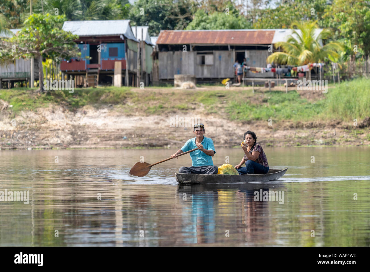 Native american dugout canoe hi-res stock photography and images - Alamy