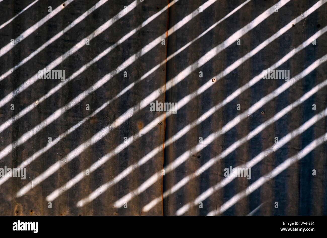 Tin design hi-res stock photography and images - Alamy