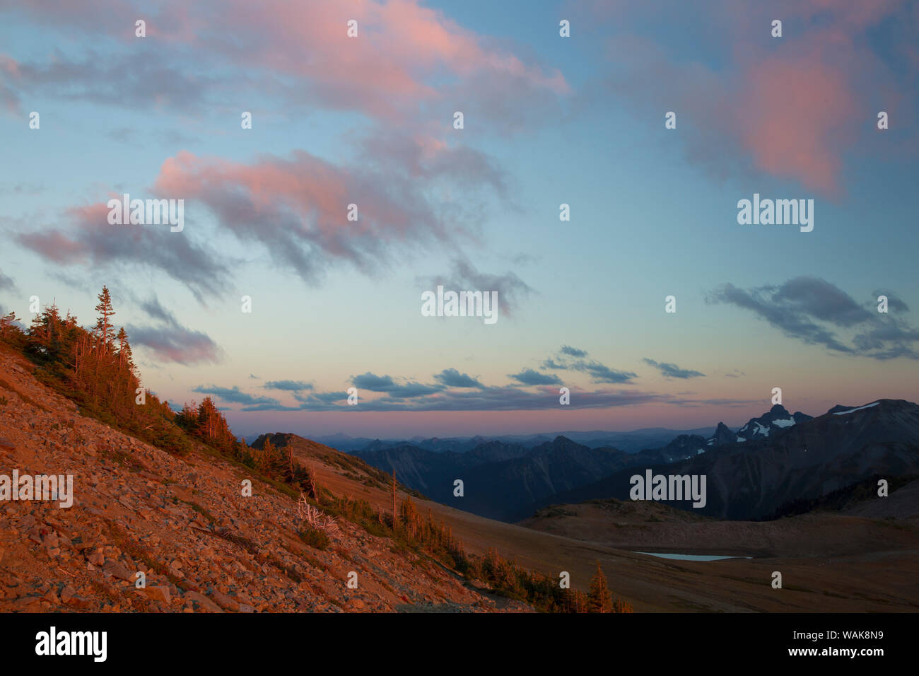 Cloud cascade hi-res stock photography and images - Alamy