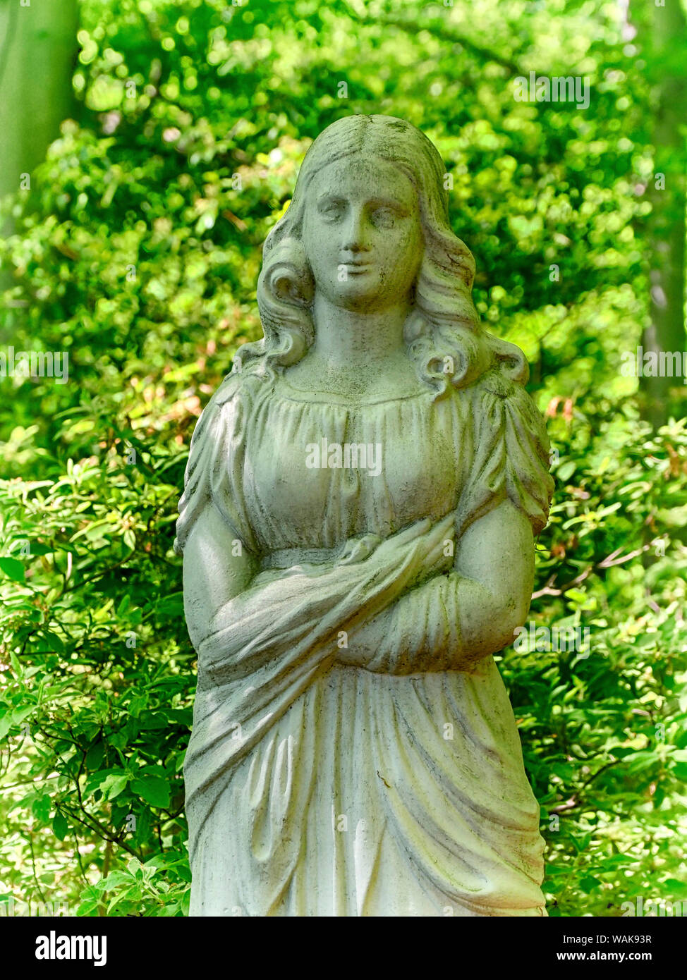 Spring statue hi-res stock photography and images - Alamy