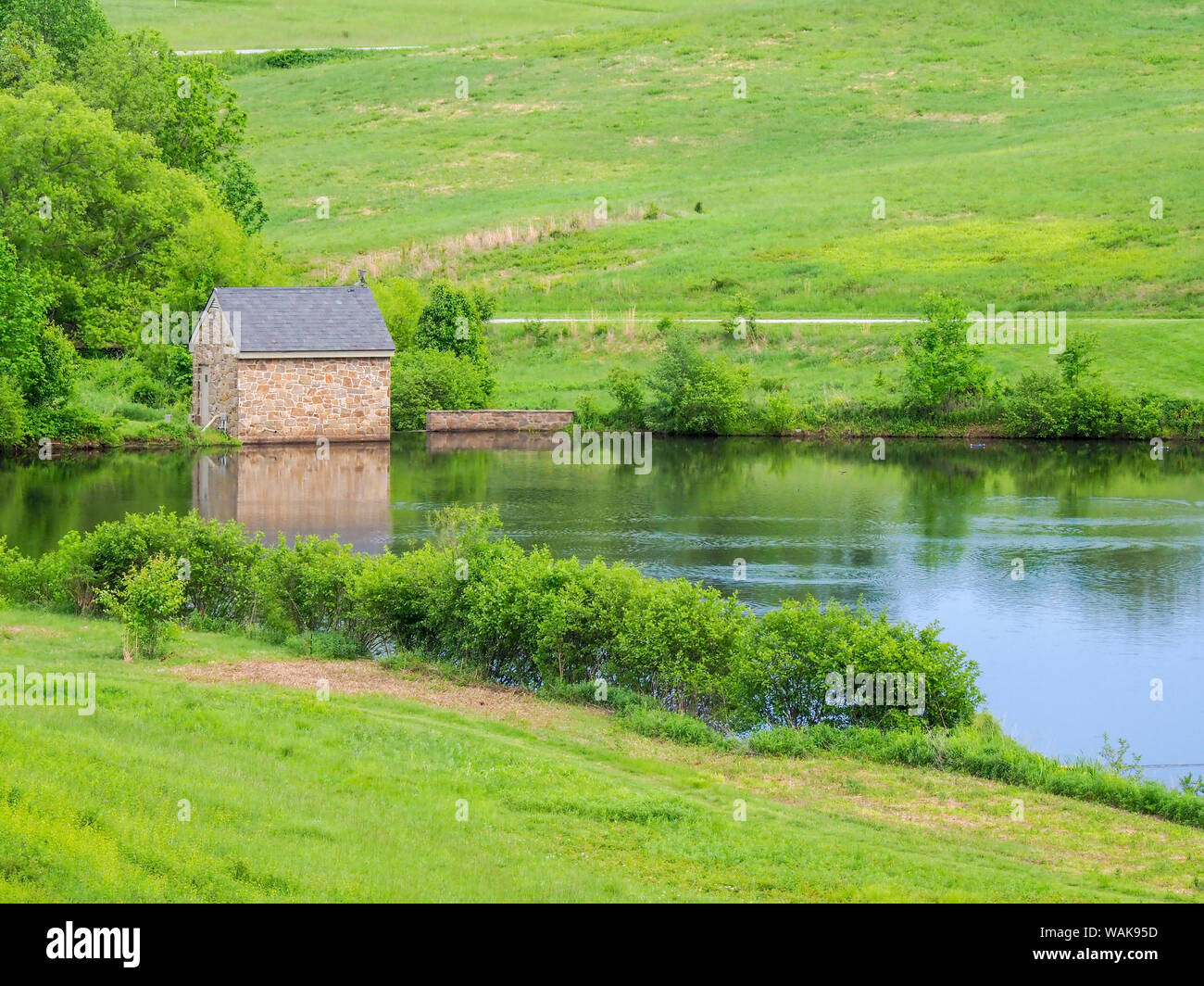 Brick pond park hi-res stock photography and images - Alamy