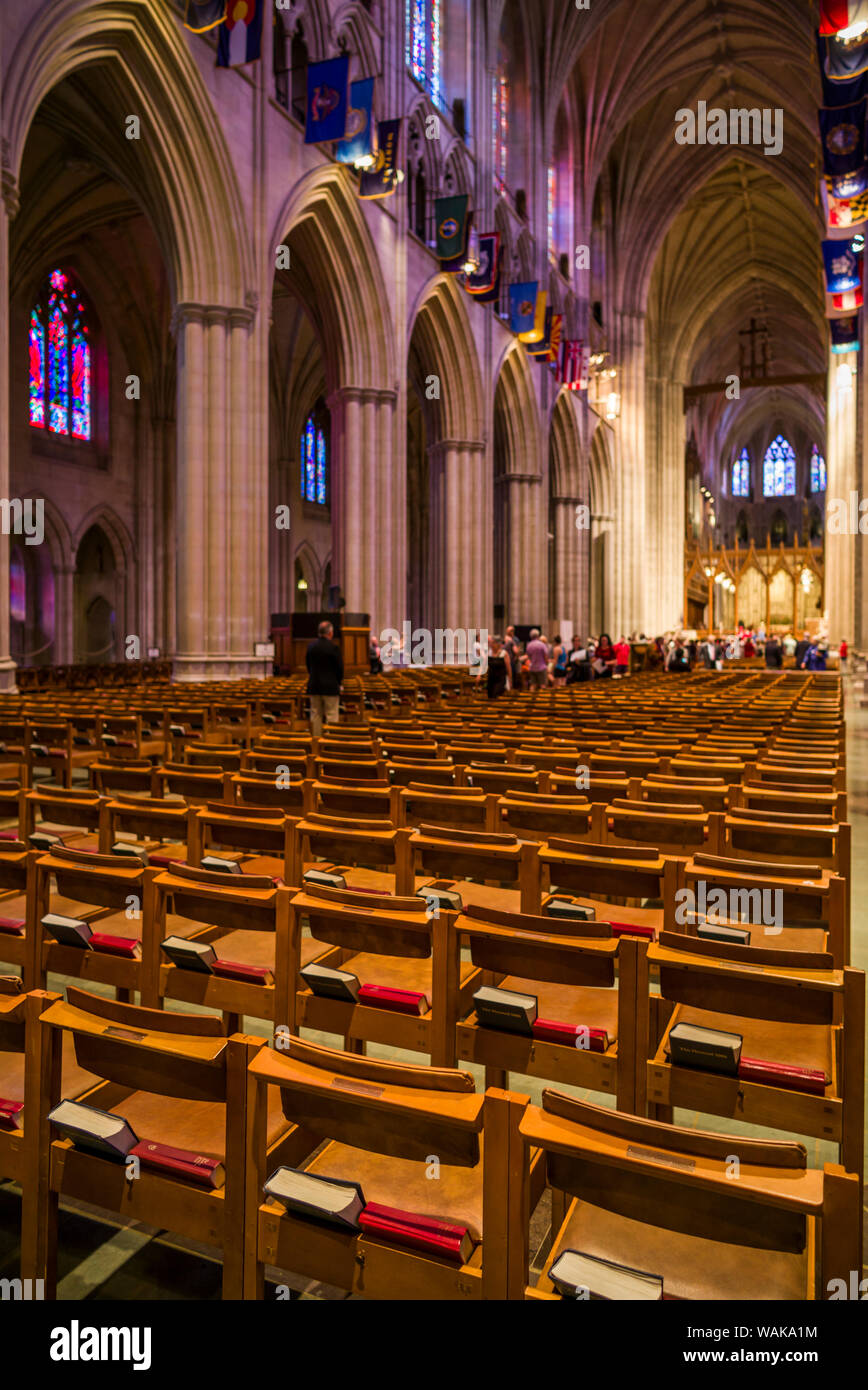 Washington national cathedral interior hi-res stock photography and ...