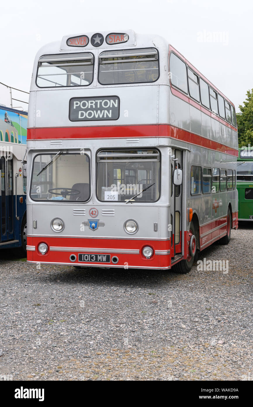 Silver bus hi-res stock photography and images - Alamy