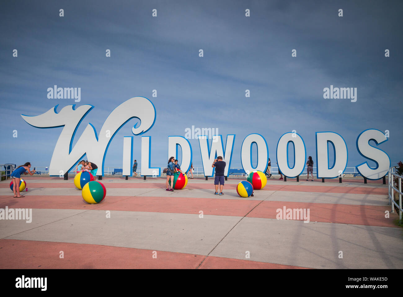 USA, New Jersey, Wildwoods. Wildwoods welcome sign and beach balls ...
