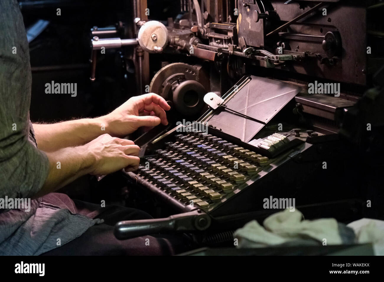 Old printing machine hi-res stock photography and images - Alamy
