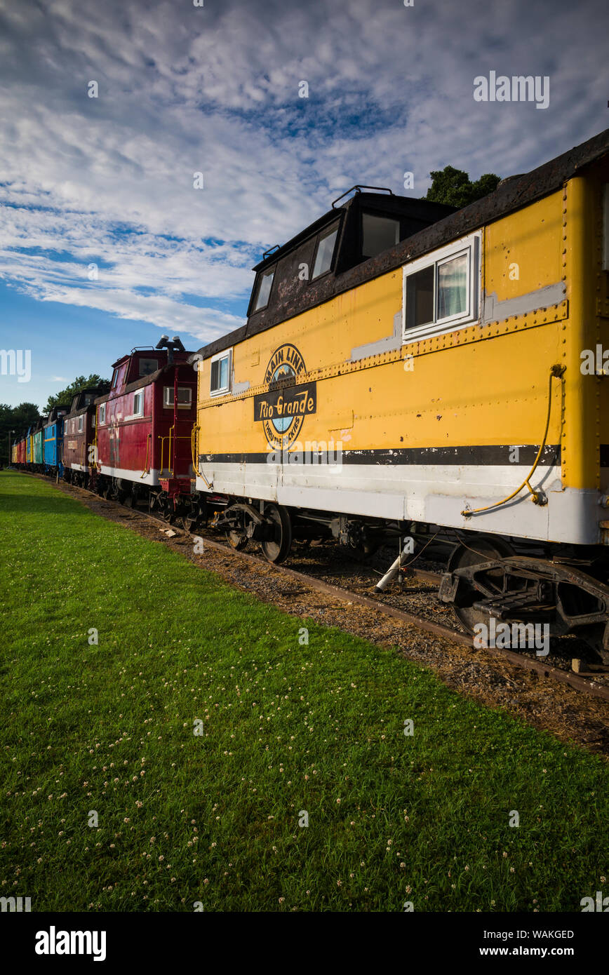 Lodging in old train cabooses hi-res stock photography and images - Alamy