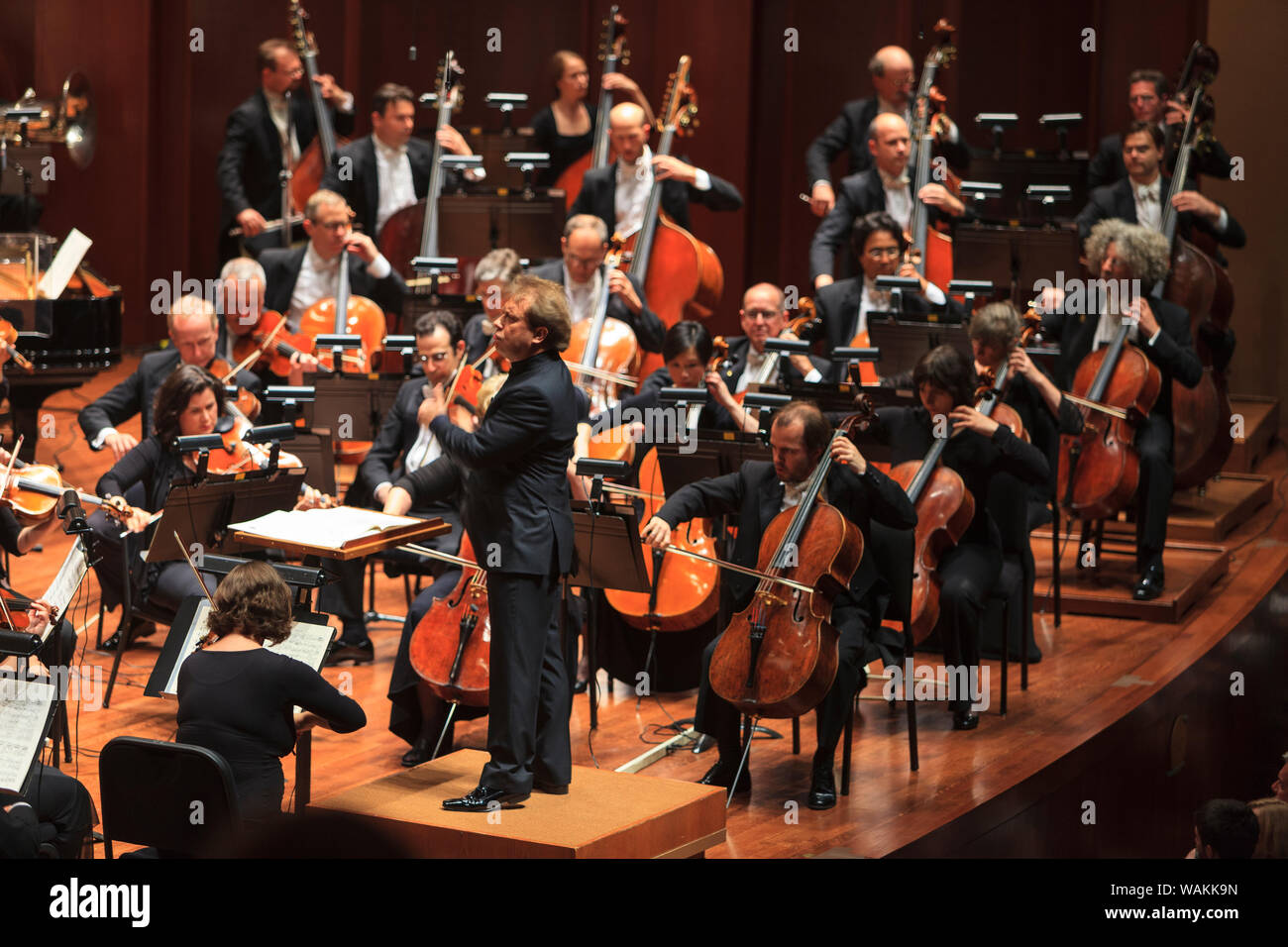 Seattle symphony orchestra hi-res stock photography and images - Alamy