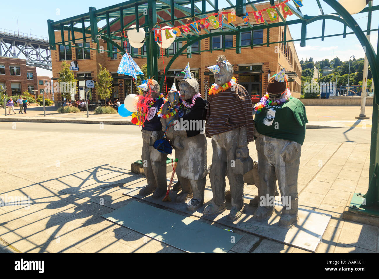 Fremont Statue 'Waiting for the Interurban', Fremont, Seattle ...