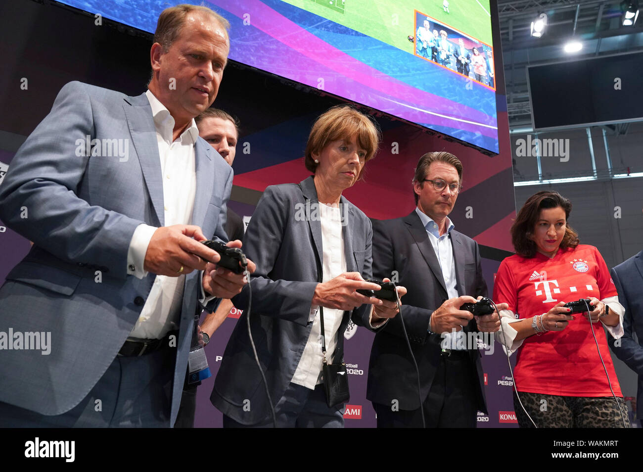 Trends stamp hi-res stock photography and images - Alamy