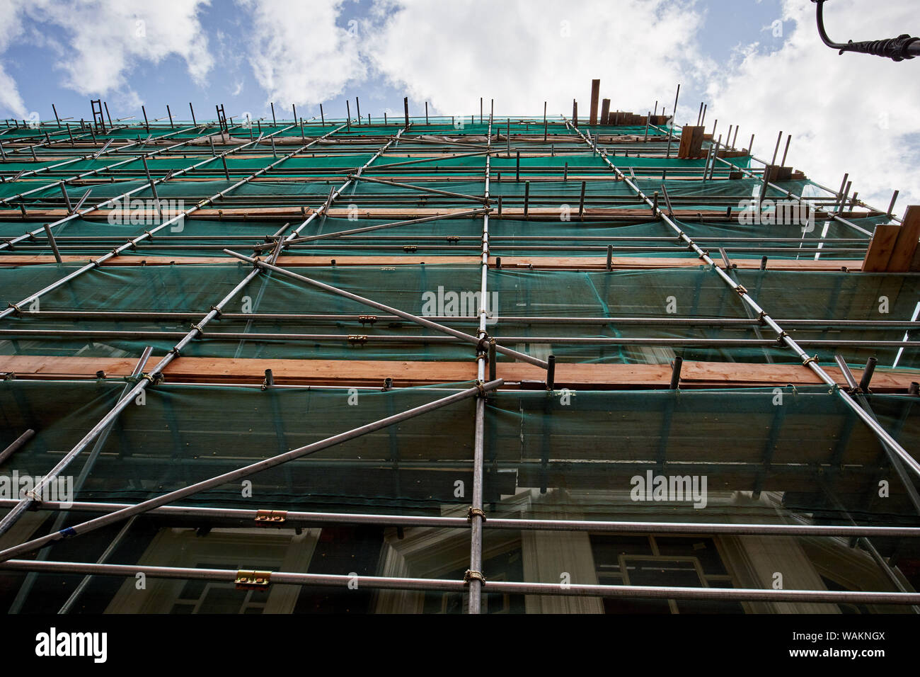 Construction scaffolding side building hi-res stock photography and ...