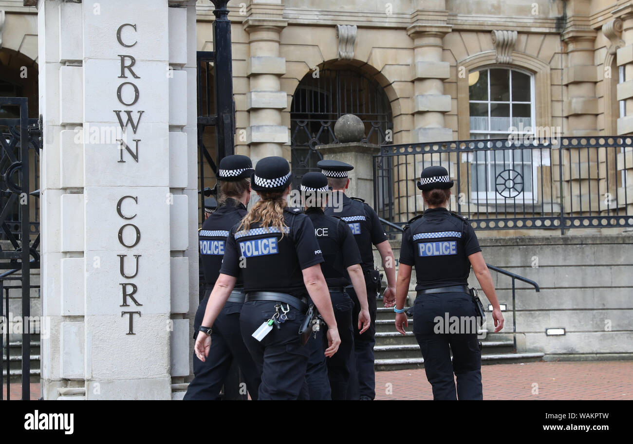 Outside reading crown court hi-res stock photography and images - Alamy