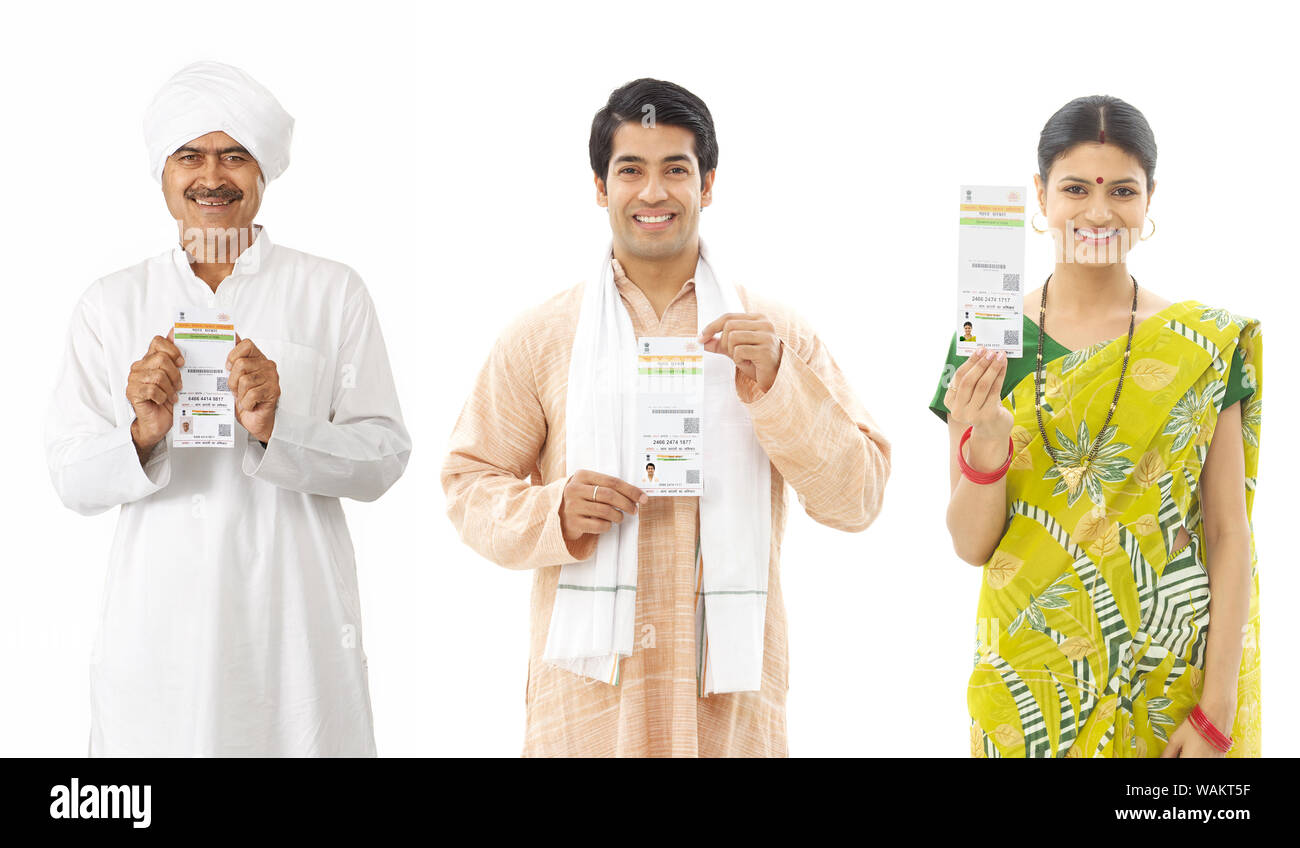 Indian people showing their Aadhar cards Stock Photo - Alamy